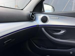 Pelēks Mercedes-Benz e-200 2019 Viļņa, ar dzinēja tilpumu 1.56 L un nobraukumu 385 tūkst. km par 11800 €, foto 21 vietnē AUTOMOTO.COM.LV