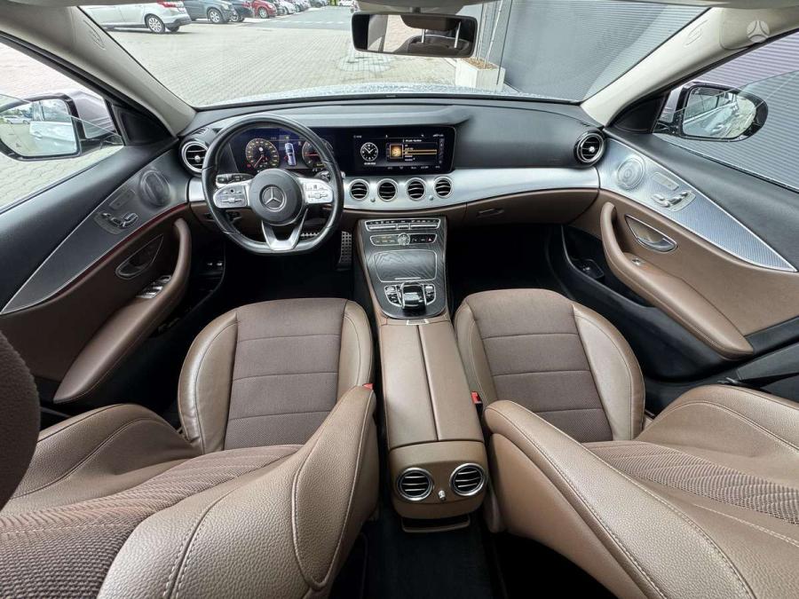 Grey Mercedes-Benz e-200 2020 in Siauliai, with an engine capacity of 1.60 L and mileage of 109 thousand km for 22900 €, photo 8 on AUTOMOTO.COM.LV