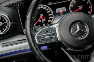 Red Mercedes-Benz e-200 2018 in Tukums, with an engine capacity of 2.00 L and mileage of 0 thousand km for 28900 €, photo 8 on AUTOMOTO.COM.LV