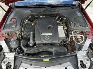 Красный Мерседес E 200 2018 в Вильнюс, объемом двигателя 1.99 л и пробегом 228 тыс. км за 16700 €, фото 39 на AUTOMOTO.COM.LV