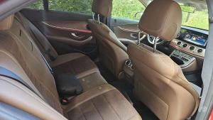Red Mercedes-Benz e-200 2018 in Kaunas, with an engine capacity of 1.99 L and mileage of 154 thousand km for 12450 €, photo 11 on AUTOMOTO.COM.LV