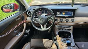 Red Mercedes-Benz e-200 2018 in Kaunas, with an engine capacity of 1.99 L and mileage of 154 thousand km for 12450 €, photo 12 on AUTOMOTO.COM.LV