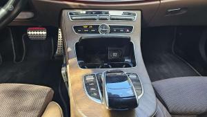 Red Mercedes-Benz e-200 2018 in Kaunas, with an engine capacity of 1.99 L and mileage of 154 thousand km for 12450 €, photo 13 on AUTOMOTO.COM.LV