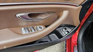 Red Mercedes-Benz e-200 2018 in Kaunas, with an engine capacity of 1.99 L and mileage of 154 thousand km for 12450 €, photo 14 on AUTOMOTO.COM.LV