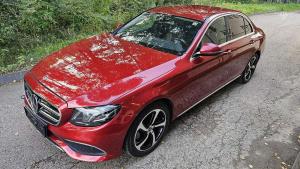 Sarkans Mercedes-Benz e-200 2018 Kauņa, ar dzinēja tilpumu 1.99 L un nobraukumu 154 tūkst. km par 11900 €, foto  vietnē AUTOMOTO.COM.LV