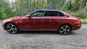 Sarkans Mercedes-Benz e-200 2018 Kauņa, ar dzinēja tilpumu 1.99 L un nobraukumu 154 tūkst. km par 11900 €, foto 3 vietnē AUTOMOTO.COM.LV