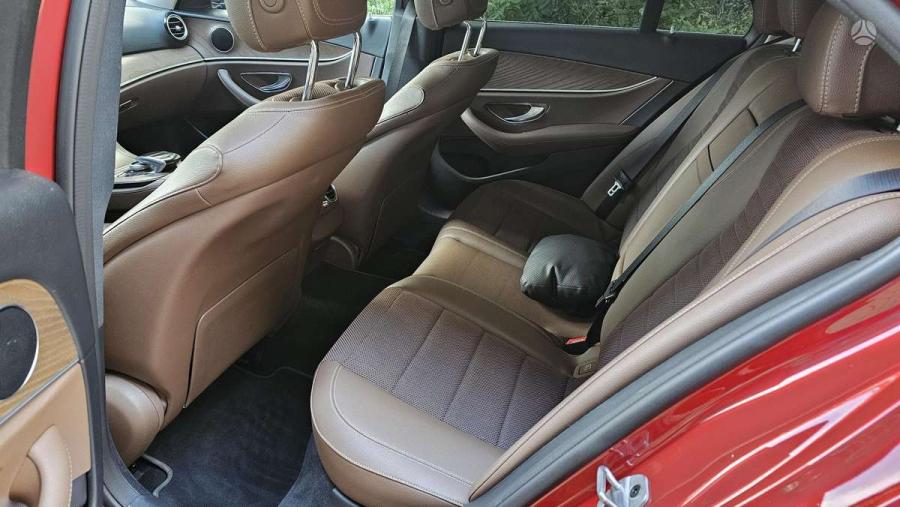 Sarkans Mercedes-Benz e-200 2018 Kauņa, ar dzinēja tilpumu 1.99 L un nobraukumu 154 tūkst. km par 11900 €, foto 11 vietnē AUTOMOTO.COM.LV