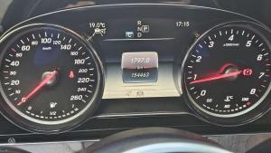 Sarkans Mercedes-Benz e-200 2018 Kauņa, ar dzinēja tilpumu 1.99 L un nobraukumu 154 tūkst. km par 11900 €, foto 23 vietnē AUTOMOTO.COM.LV