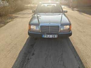 Mercedes-Benz e-200 1989 Jonava, ar dzinēja tilpumu 2.00 L un nobraukumu 353 tūkst. km par 3600 €, foto  vietnē AUTOMOTO.COM.LV