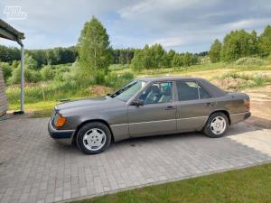 Мерседес E 200 1991 в Вильнюс, объемом двигателя 2.00 л и пробегом 307 тыс. км за 3000 €, фото 7 на AUTOMOTO.COM.LV