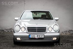 Mercedes-Benz e-200 1999 Rīga, ar dzinēja tilpumu 2.00 L un nobraukumu 201 tūkst. km par 1850 €, foto 2 vietnē AUTOMOTO.COM.LV