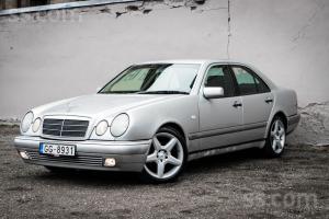 Mercedes-Benz e-200 1999 Rīga, ar dzinēja tilpumu 2.00 L un nobraukumu 201 tūkst. km par 1850 €, foto 3 vietnē AUTOMOTO.COM.LV