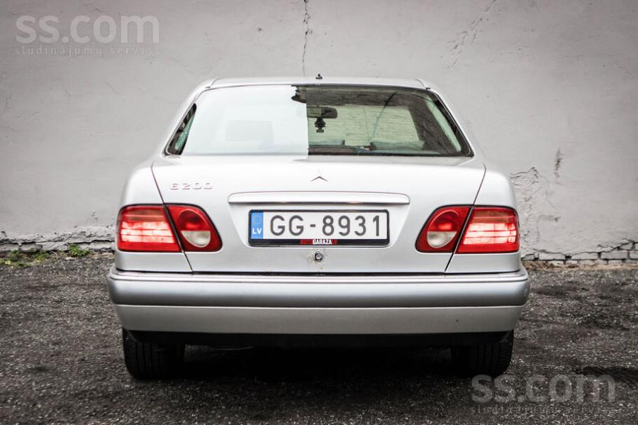 Mercedes-Benz e-200 1999 Rīga, ar dzinēja tilpumu 2.00 L un nobraukumu 201 tūkst. km par 1850 €, foto 5 vietnē AUTOMOTO.COM.LV