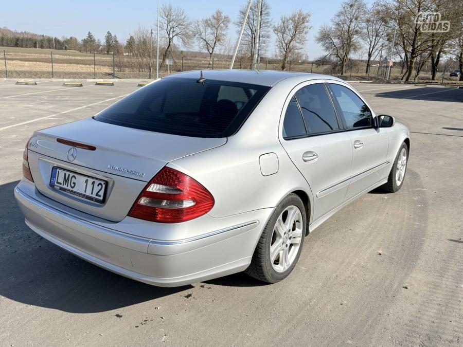 Mercedes-Benz e-200 2002 in Kaunas, with an engine capacity of 1.80 L and mileage of 229 thousand km for 3800 €, photo 4 on AUTOMOTO.COM.LV
