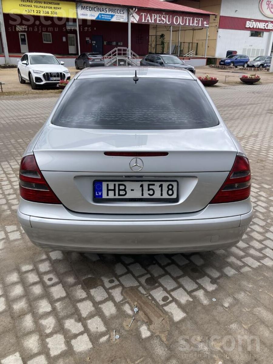 Mercedes-Benz e-200 2003 in Riga, with an engine capacity of 2.20 L and mileage of 0 thousand km for 2100 €, photo 6 on AUTOMOTO.COM.LV