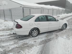 Mercedes-Benz e-200 2003 Kauņa, ar dzinēja tilpumu 2.10 L un nobraukumu 422 tūkst. km par 1700 €, foto 4 vietnē AUTOMOTO.COM.LV