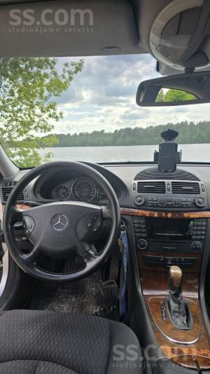 Мерседес E 200 2005 в Огре, объемом двигателя 2.00 л и пробегом 284 тыс. км за 3500 €, фото 6 на AUTOMOTO.COM.LV