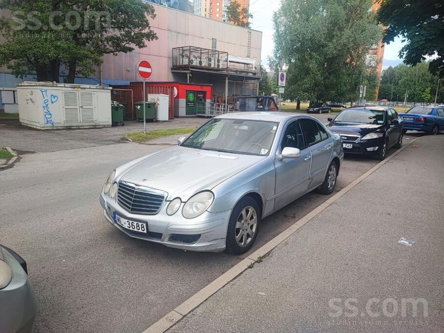 Mercedes-Benz e-200 2006 Rīga, ar dzinēja tilpumu 2.20 L un nobraukumu 555 tūkst. km par 1200 €, foto 2 vietnē AUTOMOTO.COM.LV