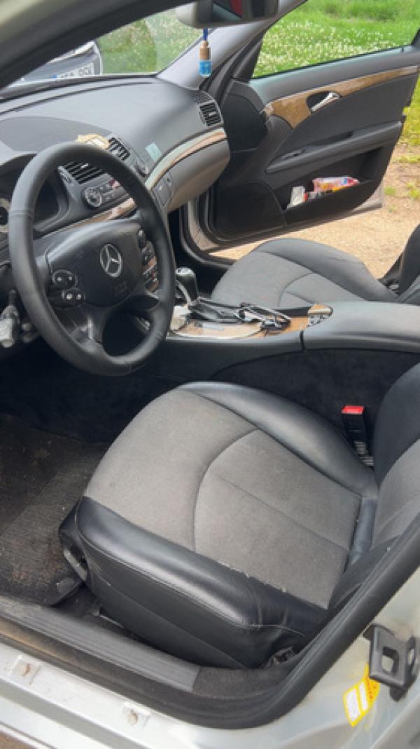 Mercedes-Benz e-200 2007 Mardu, ar dzinēja tilpumu 2.10 L un nobraukumu 330 tūkst. km par 2700 €, foto 6 vietnē AUTOMOTO.COM.LV