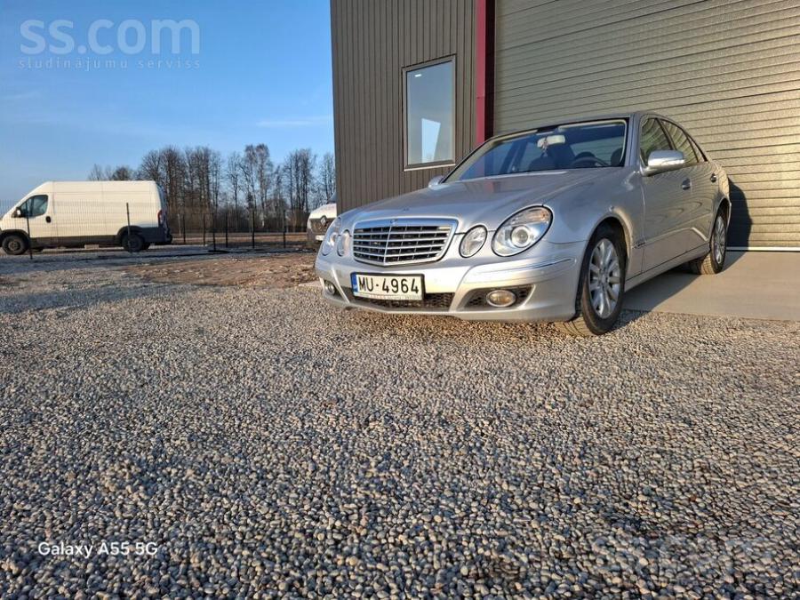 Mercedes-Benz e-200 2008 Cēsis, ar dzinēja tilpumu 2.20 L un nobraukumu 403 tūkst. km par 2650 €, foto 4 vietnē AUTOMOTO.COM.LV