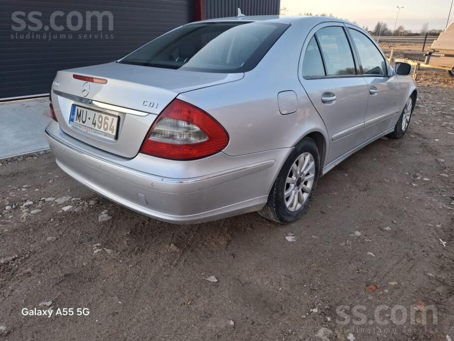 Mercedes-Benz e-200 2008 Cēsis, ar dzinēja tilpumu 2.20 L un nobraukumu 403 tūkst. km par 2650 €, foto 10 vietnē AUTOMOTO.COM.LV