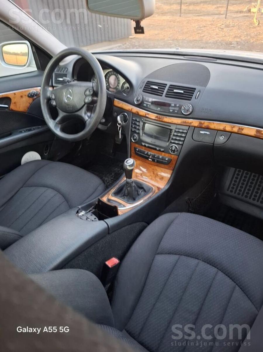 Mercedes-Benz e-200 2008 Cēsis, ar dzinēja tilpumu 2.20 L un nobraukumu 403 tūkst. km par 2650 €, foto 13 vietnē AUTOMOTO.COM.LV