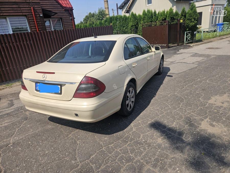 Мерседес E 200 2008 в Вилкавишкис, объемом двигателя 2.20 л и пробегом 410 тыс. км за 1499 €, фото 4 на AUTOMOTO.COM.LV