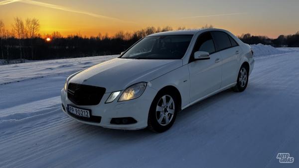 Mercedes-Benz e-200 2010 in Moletai, with an engine capacity of 2.10 L and mileage of 310 thousand km for 3600 €, photo 4 on AUTOMOTO.COM.LV