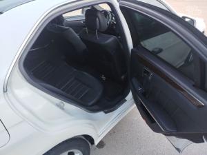 Mercedes-Benz e-200 2010 in Marijampole, with an engine capacity of 2.10 L and mileage of 370 thousand km for 4200 €, photo 20 on AUTOMOTO.COM.LV