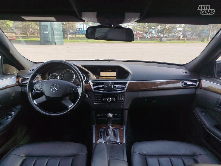 Mercedes-Benz e-200 2010 in Marijampole, with an engine capacity of 2.10 L and mileage of 370 thousand km for 4200 €, photo 22 on AUTOMOTO.COM.LV