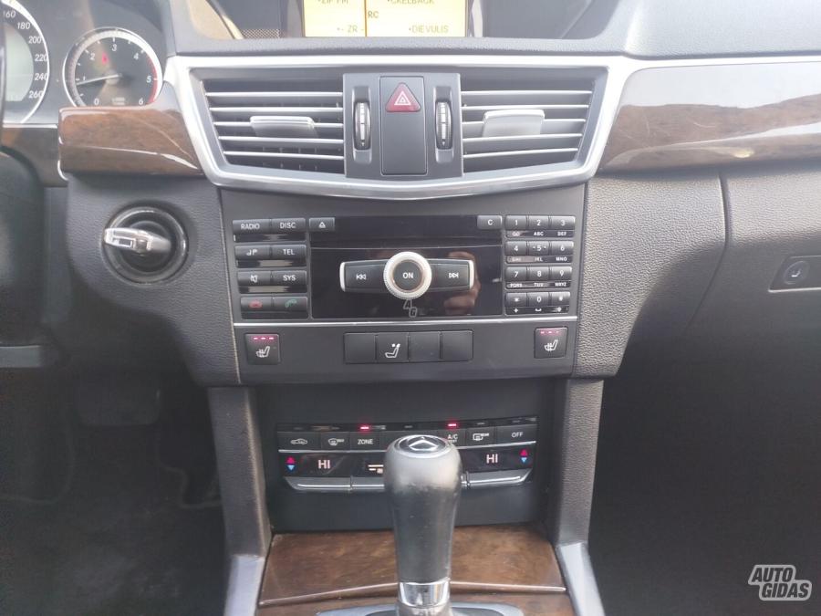 Mercedes-Benz e-200 2010 in Marijampole, with an engine capacity of 2.10 L and mileage of 370 thousand km for 4200 €, photo 23 on AUTOMOTO.COM.LV