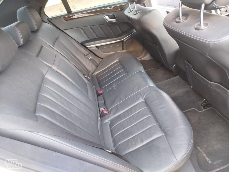 Mercedes-Benz e-200 2010 in Marijampole, with an engine capacity of 2.10 L and mileage of 370 thousand km for 4200 €, photo 28 on AUTOMOTO.COM.LV