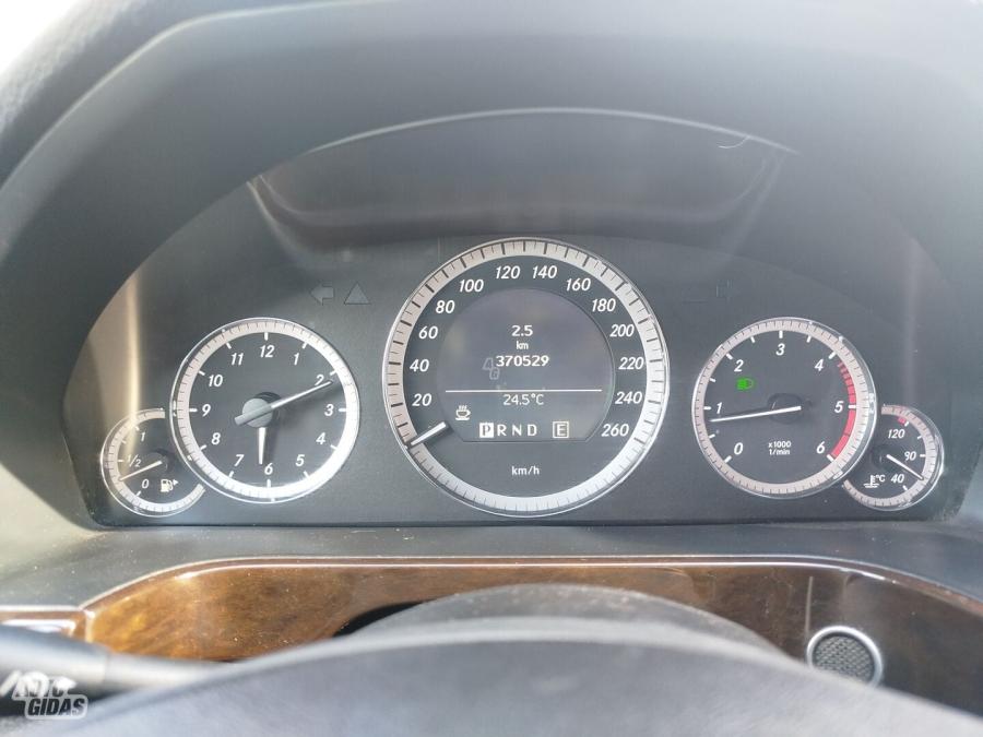 Mercedes-Benz e-200 2010 in Marijampole, with an engine capacity of 2.10 L and mileage of 370 thousand km for 4200 €, photo 30 on AUTOMOTO.COM.LV