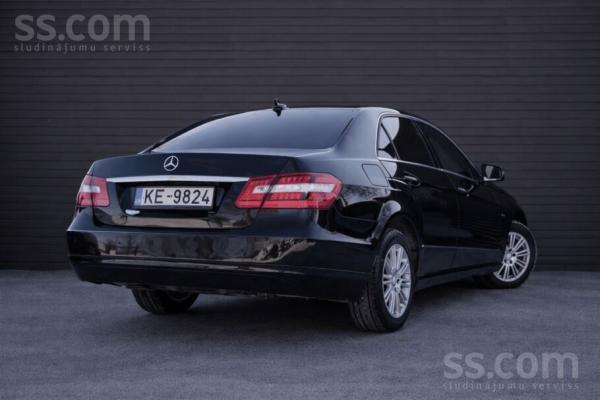 Mercedes-Benz e-200 2010 in Riga, with an engine capacity of 2.10 L and mileage of 316 thousand km for 7990 €, photo 3 on AUTOMOTO.COM.LV