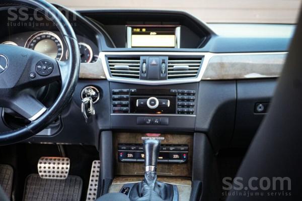 Mercedes-Benz e-200 2010 in Riga, with an engine capacity of 2.10 L and mileage of 316 thousand km for 7990 €, photo 5 on AUTOMOTO.COM.LV