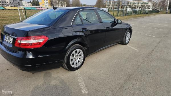 Mercedes-Benz e-200 2011 Kazlų Rūda, ar dzinēja tilpumu 2.20 L un nobraukumu 290 tūkst. km par 6500 €, foto 5 vietnē AUTOMOTO.COM.LV