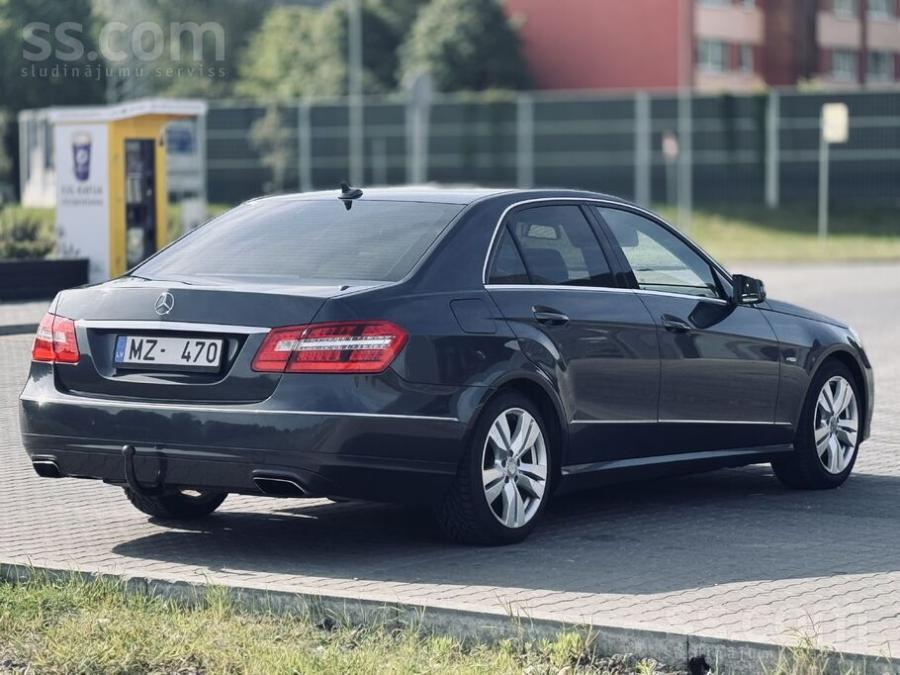 Mercedes-Benz e-200 2012 in Liepaja, with an engine capacity of 2.10 L and mileage of 213 thousand km for 9500 €, photo 6 on AUTOMOTO.COM.LV