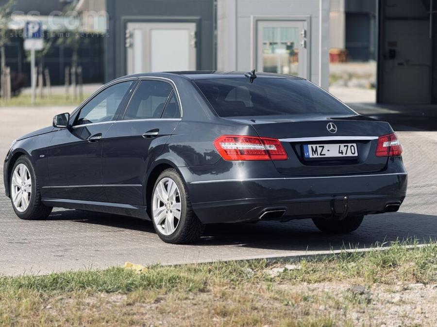 Mercedes-Benz e-200 2012 in Liepaja, with an engine capacity of 2.10 L and mileage of 213 thousand km for 9500 €, photo 8 on AUTOMOTO.COM.LV