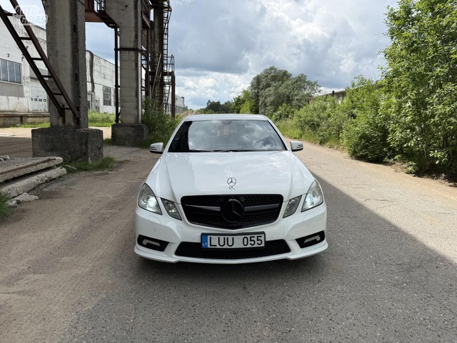 Mercedes-Benz e-200 2012 in Alytus, with an engine capacity of 2.00 L and mileage of 333 thousand km for 7900 €, photo 3 on AUTOMOTO.COM.LV