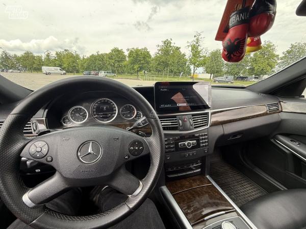 Mercedes-Benz e-200 2012 Alīta, ar dzinēja tilpumu 2.00 L un nobraukumu 333 tūkst. km par 7900 €, foto 9 vietnē AUTOMOTO.COM.LV