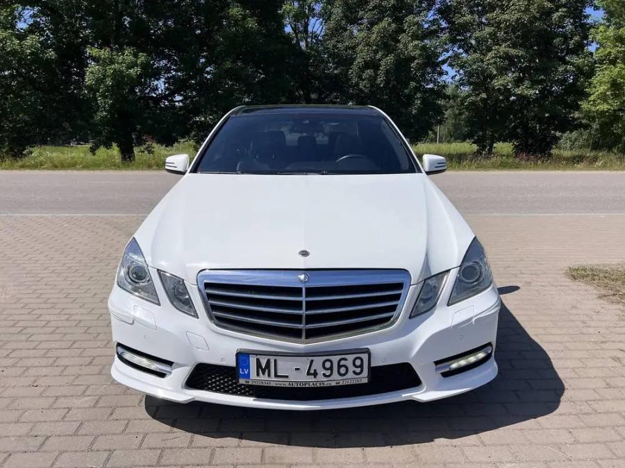 Мерседес E 200 2013 в Рига, объемом двигателя 2.20 л и пробегом 225 тыс. км за 6750 €, фото 3 на AUTOMOTO.COM.LV