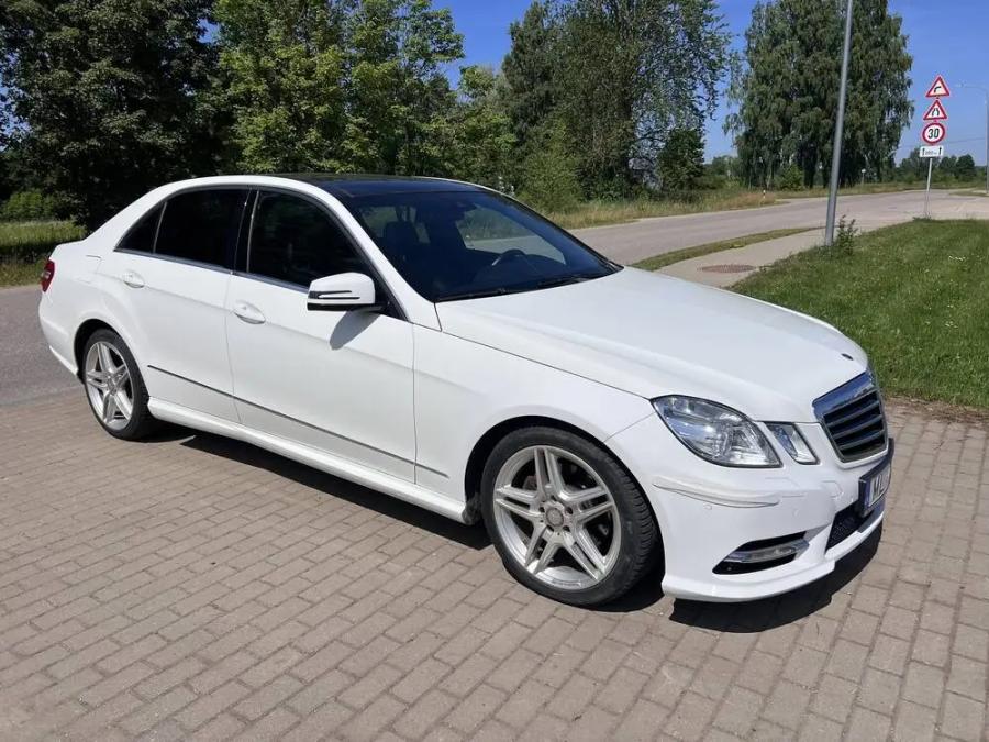Мерседес E 200 2013 в Рига, объемом двигателя 2.20 л и пробегом 225 тыс. км за 6750 €, фото 4 на AUTOMOTO.COM.LV
