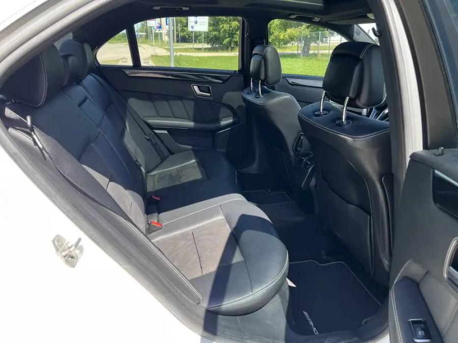 Мерседес E 200 2013 в Рига, объемом двигателя 2.20 л и пробегом 225 тыс. км за 6750 €, фото 12 на AUTOMOTO.COM.LV