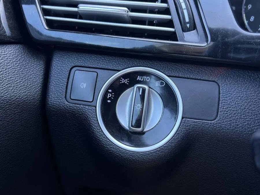 Мерседес E 200 2013 в Рига, объемом двигателя 2.20 л и пробегом 225 тыс. км за 6750 €, фото 21 на AUTOMOTO.COM.LV
