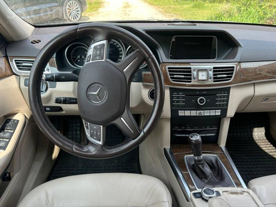 Mercedes-Benz e-200 2015 Rīga, ar dzinēja tilpumu 2.20 L un nobraukumu 255 tūkst. km par 5250 €, foto 16 vietnē AUTOMOTO.COM.LV