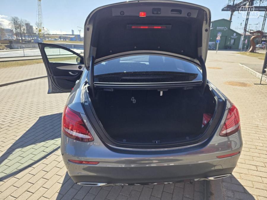 Mercedes-Benz e-200 2018 Klaipėda, ar dzinēja tilpumu 1.90 L un nobraukumu 107 tūkst. km par 21900 €, foto 14 vietnē AUTOMOTO.COM.LV