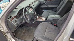 Mercedes-Benz e-200 2000 Marijampole, ar dzinēja tilpumu 2.00 L un nobraukumu 265 tūkst. km par 990 €, foto 16 vietnē AUTOMOTO.COM.LV