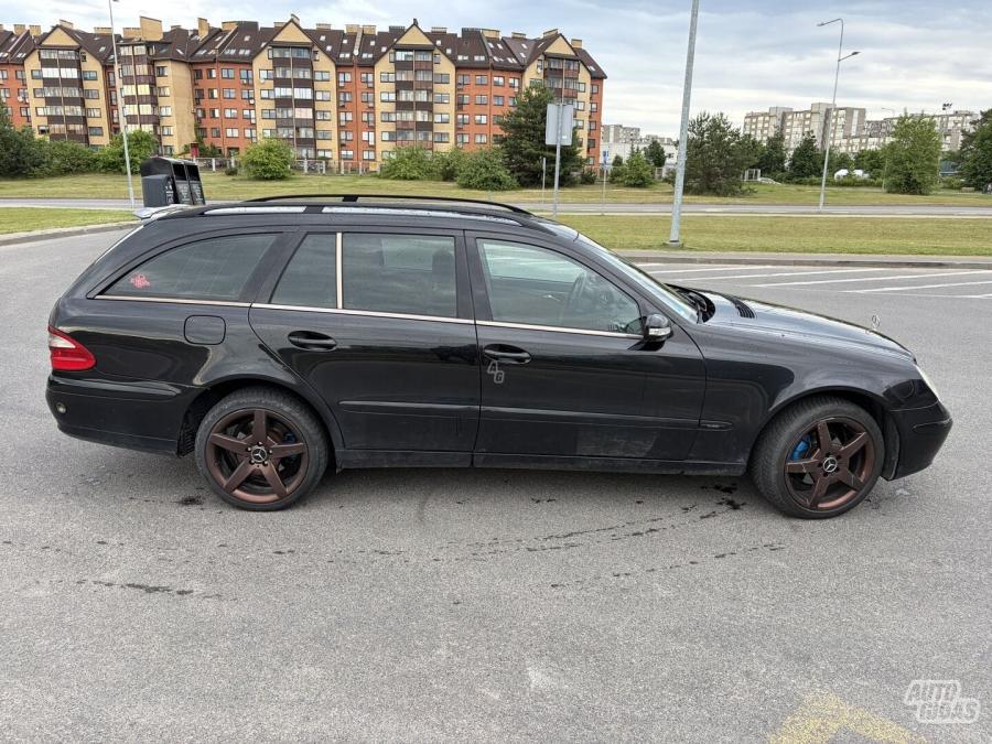 Mercedes-Benz e-200 2005 Viļņa, ar dzinēja tilpumu 2.00 L un nobraukumu 380 tūkst. km par 1900 €, foto 3 vietnē AUTOMOTO.COM.LV