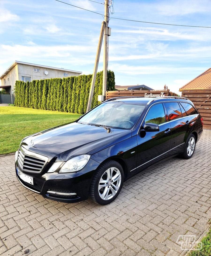 Mercedes-Benz e-200 2010 Kauņa, ar dzinēja tilpumu 2.00 L un nobraukumu 379 tūkst. km par 4890 €, foto 1 vietnē AUTOMOTO.COM.LV