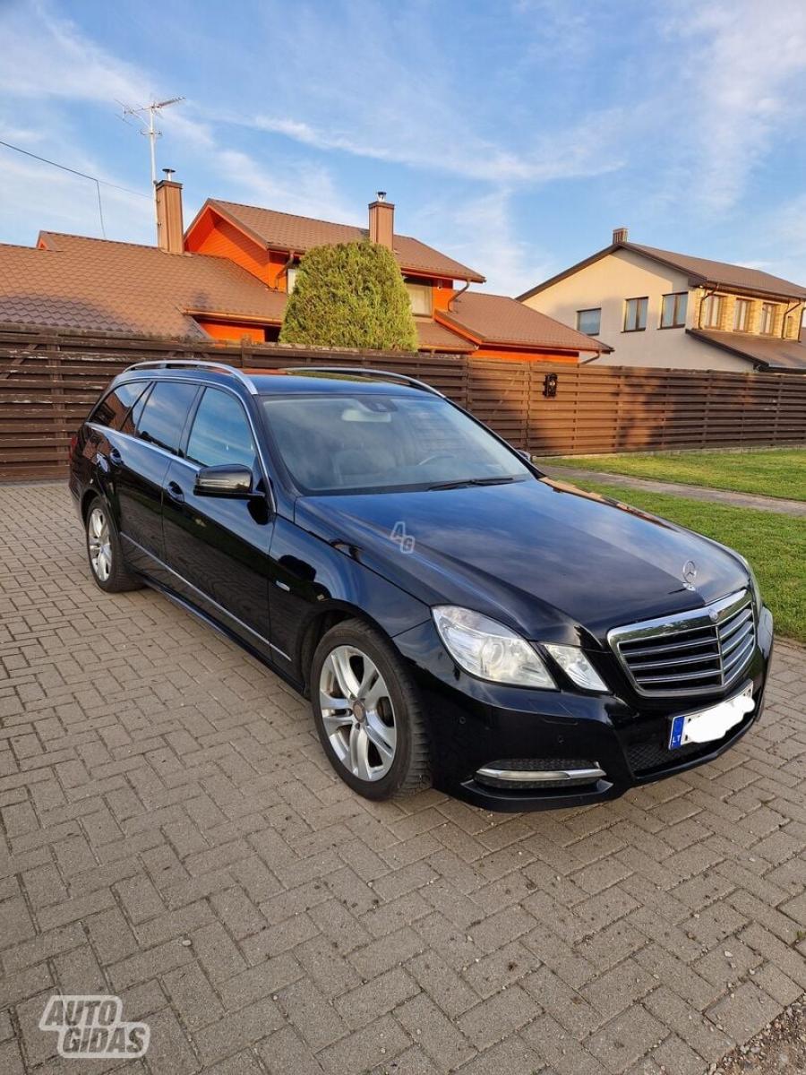 Mercedes-Benz e-200 2010 Kauņa, ar dzinēja tilpumu 2.00 L un nobraukumu 379 tūkst. km par 4890 €, foto 3 vietnē AUTOMOTO.COM.LV